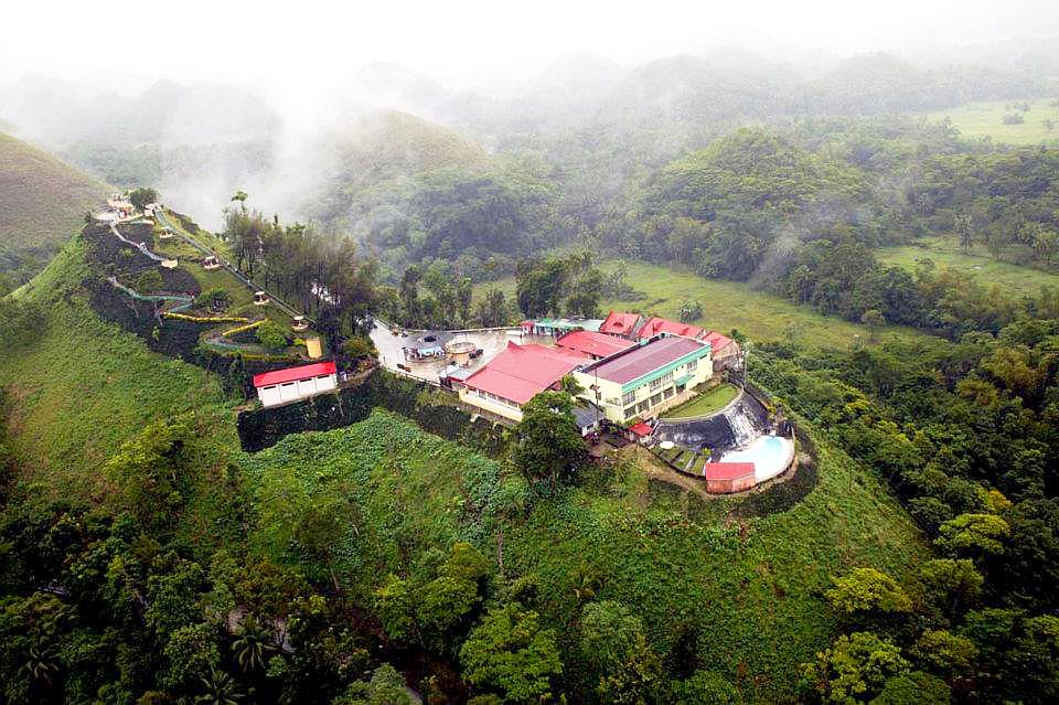 Bohol Tour Packages With Accommodations | Bohol White House Bed and ...